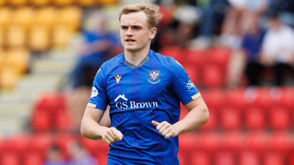 St Johnstone recall Taylor Steven from Cliftonville loan - BBC Sport