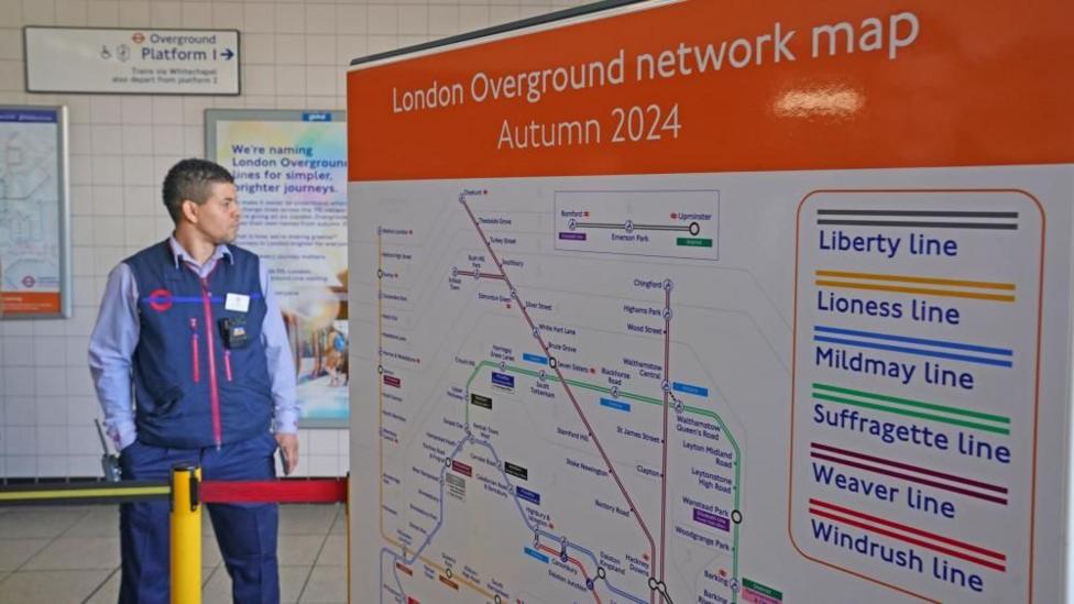 London Overground: Public to create sign for renamed Weaver line - BBC News