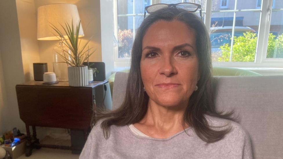 Sepsis: Student set to lose hands and legs following diagnosis - BBC News