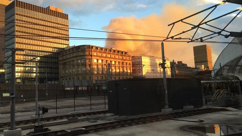 Large fire damages Manchester city centre CWS building - BBC News
