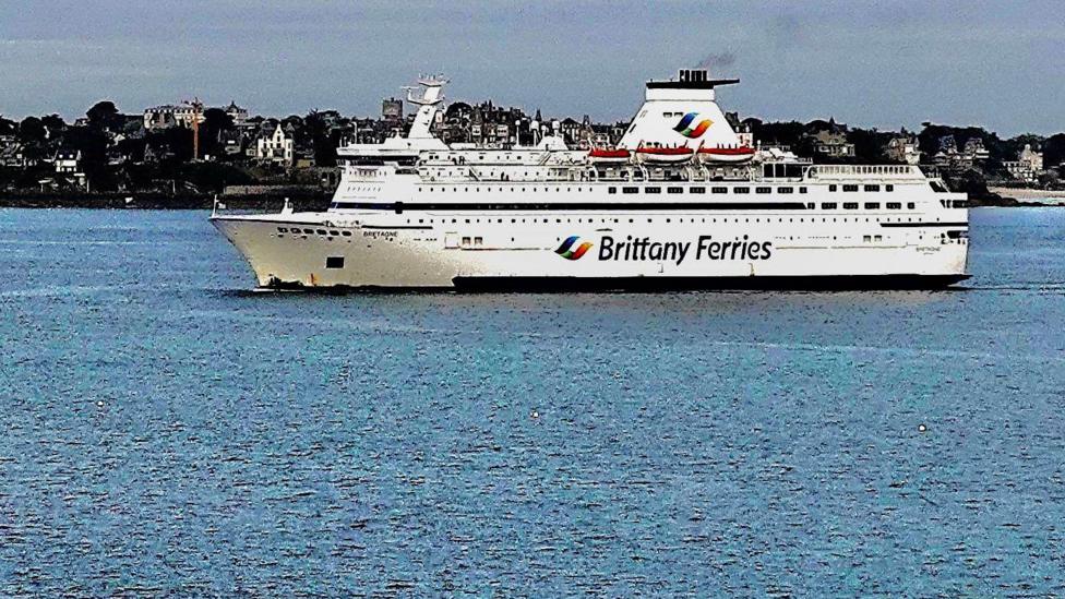 Inter-Channel Islands ferry tickets to go on sale this week - BBC News