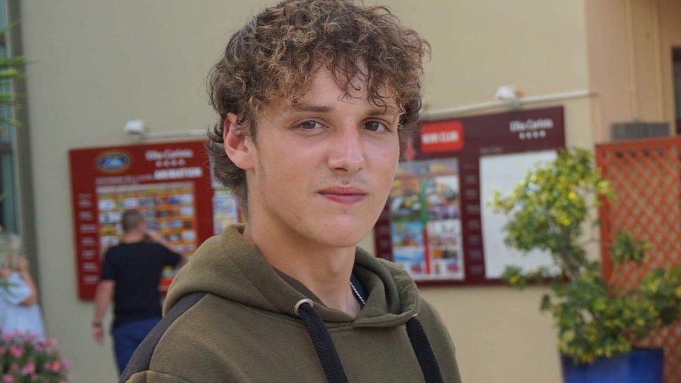 Joshua Taylor trial: Boy who killed friend after 'speaker row' jailed - BBC News