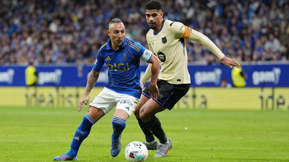 Barcelona come from behind to avoid Real Oviedo upset - BBC Sport