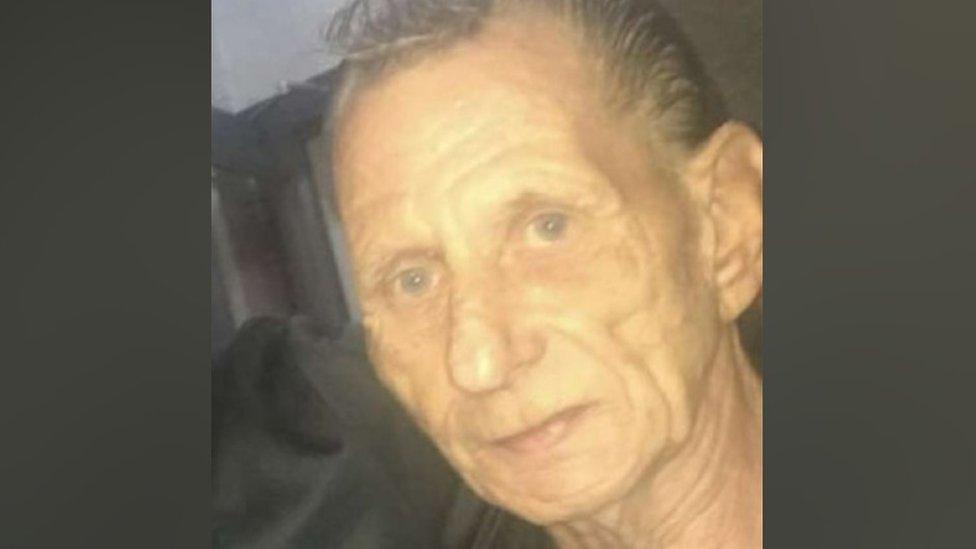 Murder probe after man found dead at Heywood house - BBC News