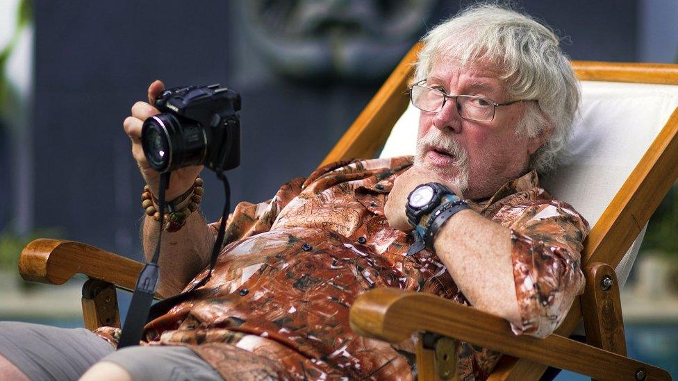 Bill Oddie says lithium toxicity was 'almost fatal' - BBC News