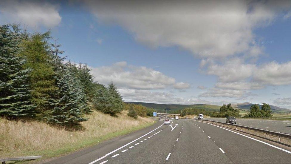 Three in court over M74 drugs find - BBC News