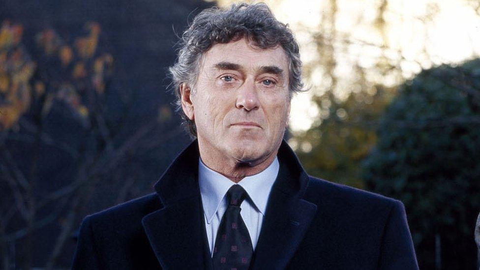 Former EastEnders star Billy Murray says grandchildren nearly kidnapped ...