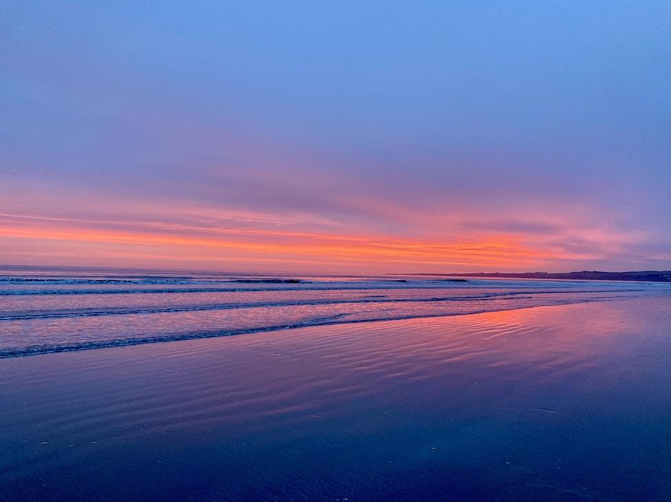 In pictures: Scotland's winter sunsets and sunrises - BBC News