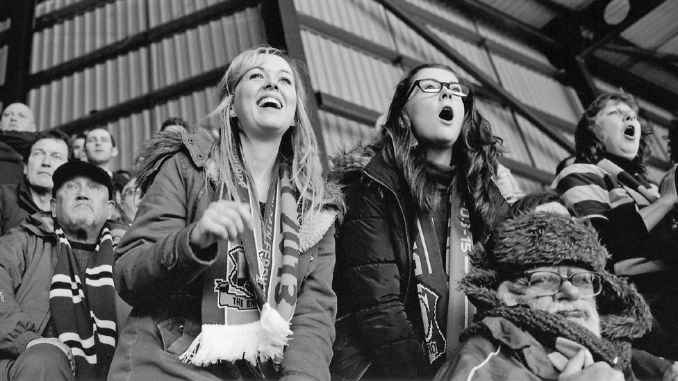 Bradford City's female football fans featured in exhibition - BBC News