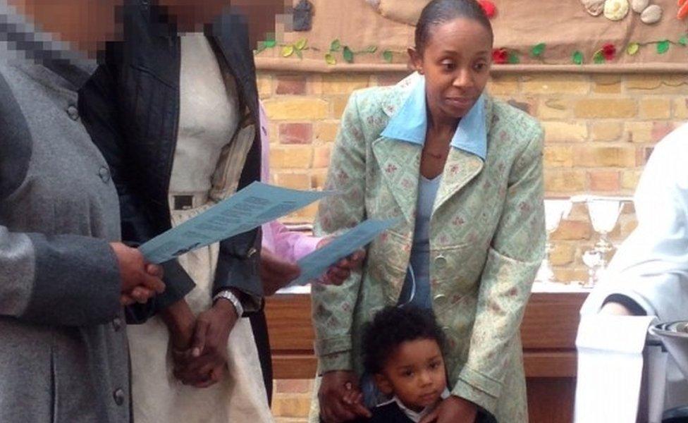 Sian Blake: EastEnders actress murder suspect held in Accra - BBC News