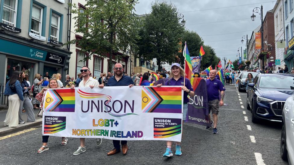 Foyle Pride: Thousands of people expected to attend parade - BBC News