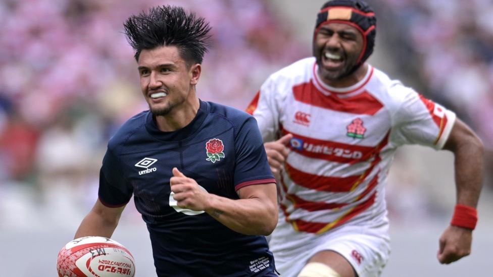 World Rugby election: Brett Robinson becomes chair - BBC Sport