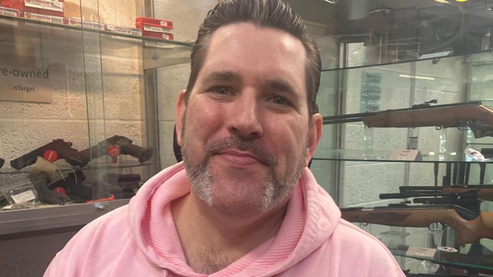 Goalball championship held in England for first time - BBC News