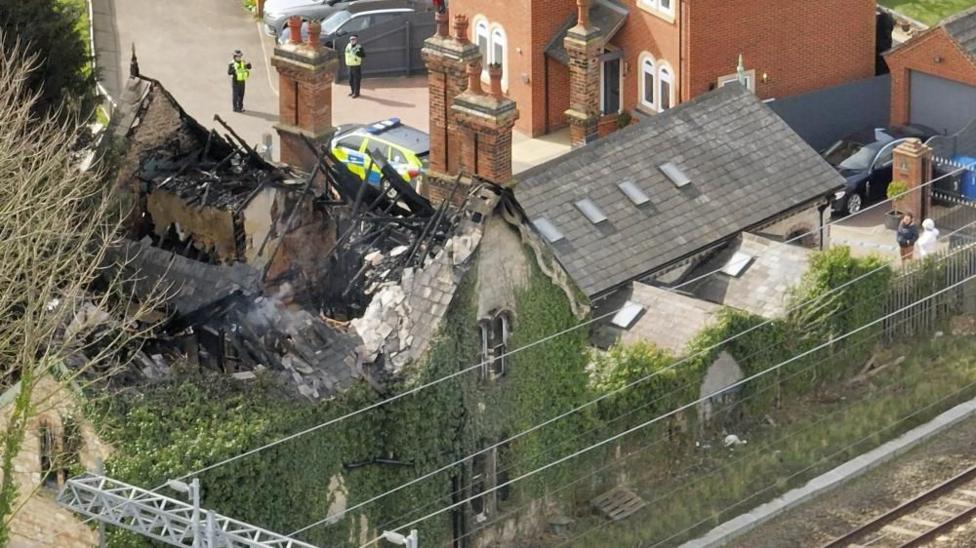 Rushton fire: Tributes paid to three people killed in house blaze - BBC ...