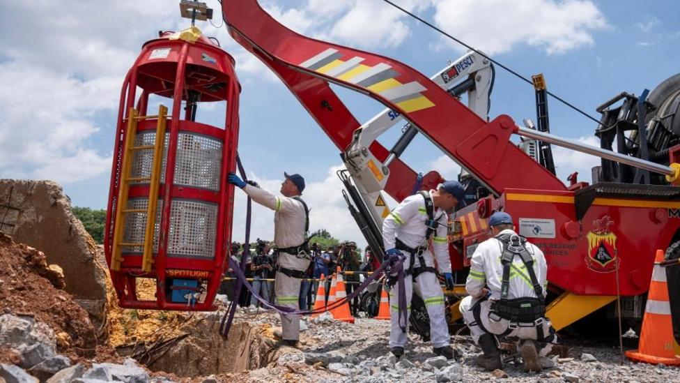 South Africa's Stilfontein mine: 'Mammoth task' to identify bodies ...