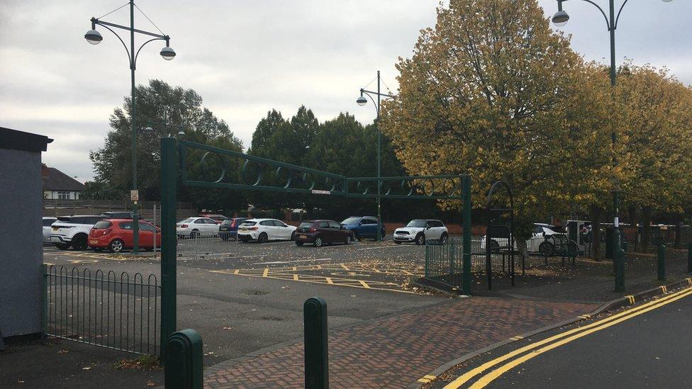 Wednesfield heroes honoured in car park naming ceremony - BBC News