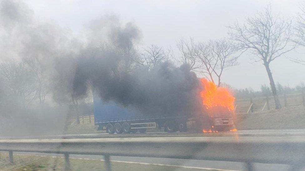 M8 motorway reopens after fire engulfs lorry near Harthill services ...