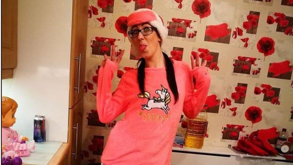 Lisa Gow: Driver jailed for killing mum-of-two in crash - BBC News