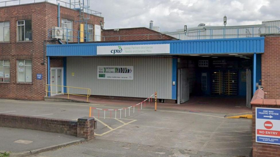 Wirral Cheerios factory could close with 314 jobs at risk - BBC News