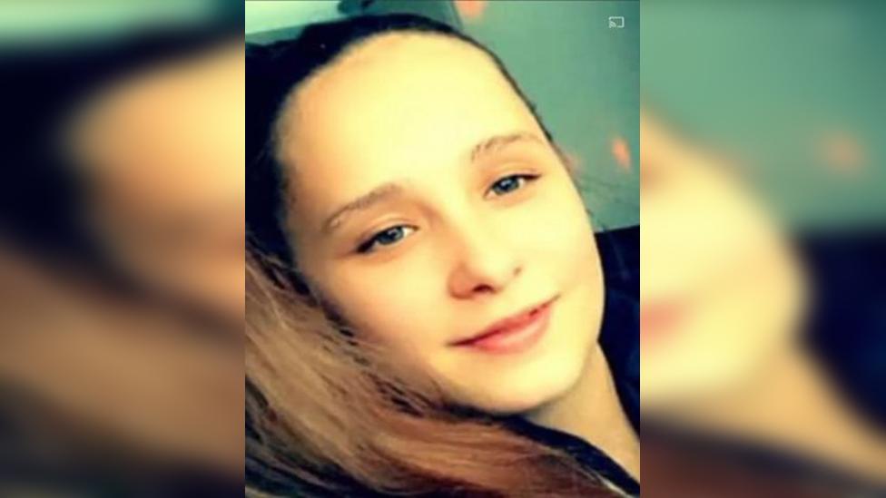 Lauren Jade Howe: Man charged with murder of Baildon woman - BBC News