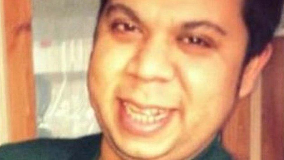 Pair guilty of Tipu Sultan takeaway boss death - BBC News