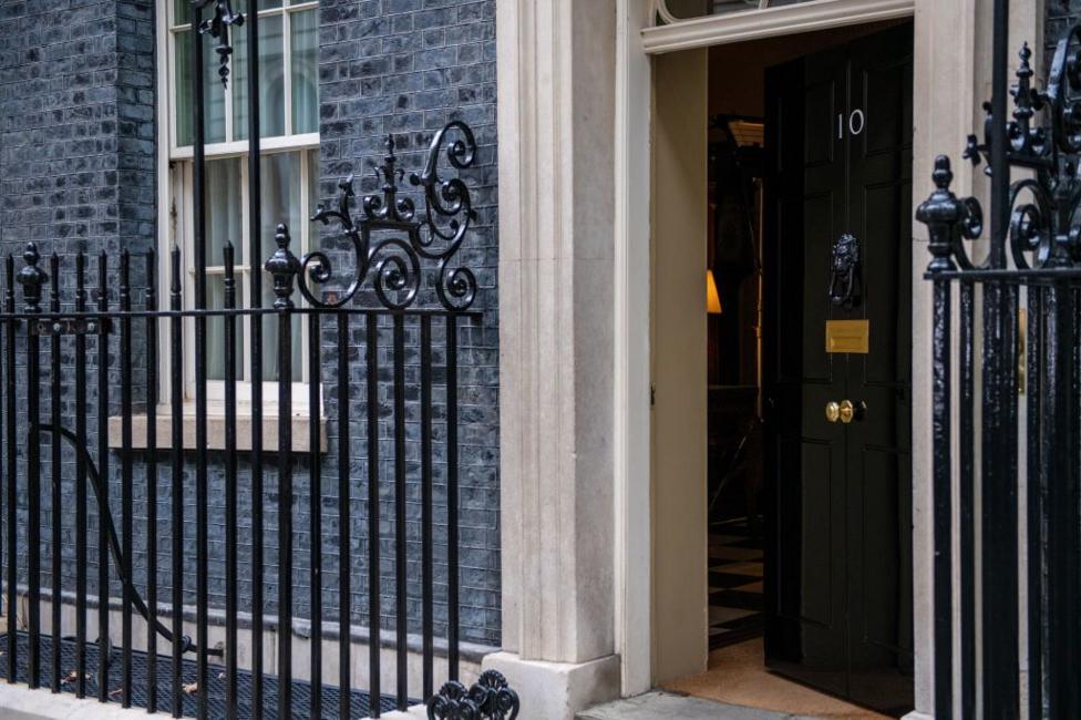 What happens when there’s a change of government? - BBC Newsround