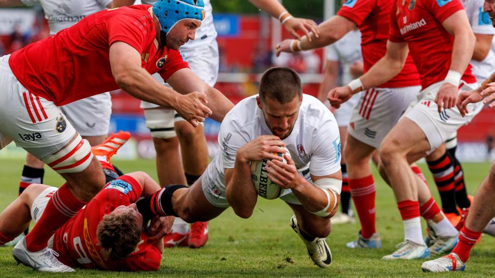 Munster 38-20 Ulster: Six-try Munster leave Ulster's play-off bid on ...