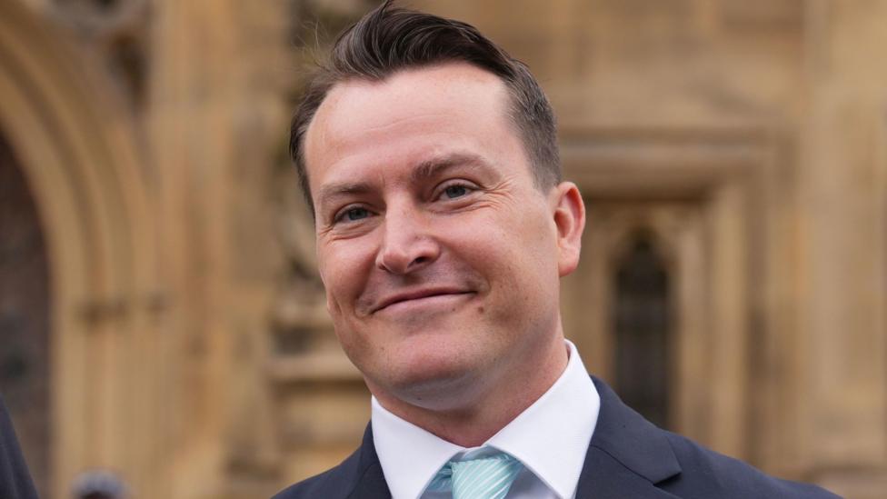 Reform MP James McMurdock gives up whip over business allegations ...