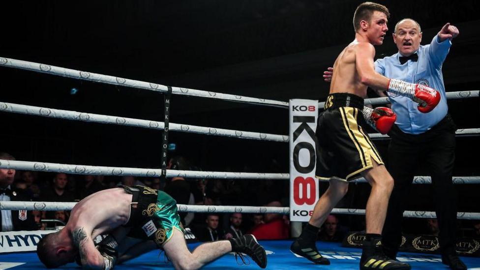 Boxing: Jay Harris, British and European boxing champion, retires - BBC ...