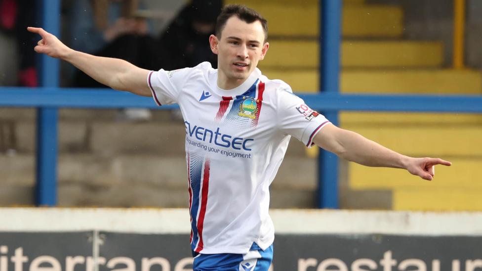 Irish Premiership: Midfielder Stephen Fallon joins Coleraine from ...