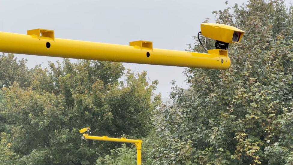 Dorset: New speed cameras set to cost more than £1m - BBC News