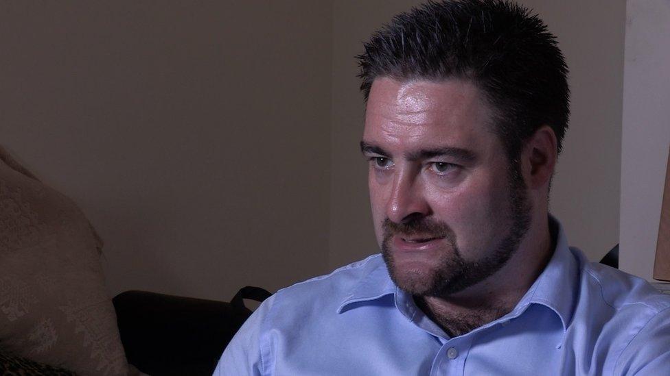 People recruited by sales company ACN 'losing money' - BBC News