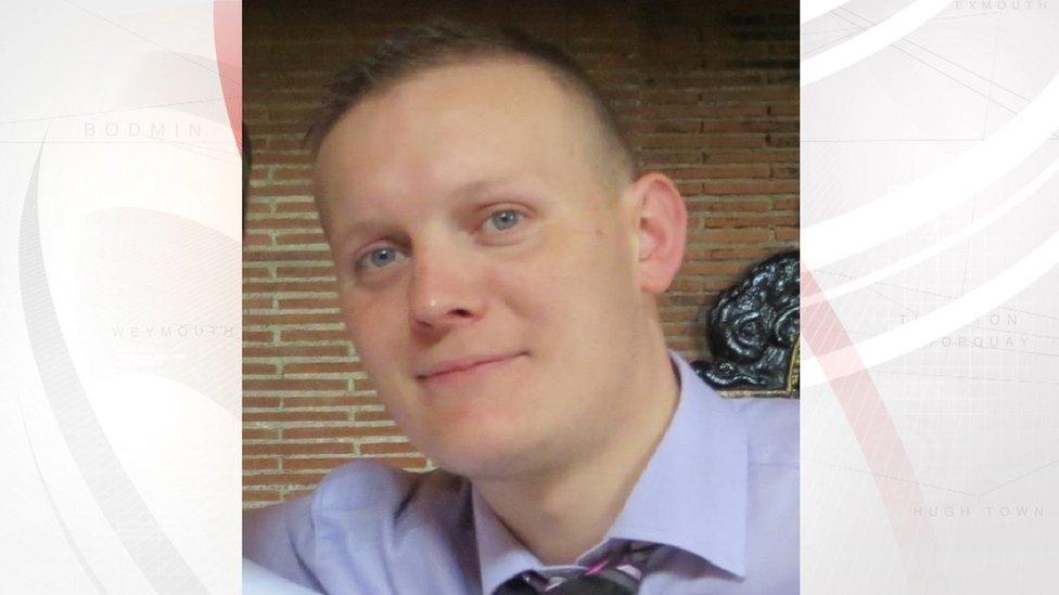 Man who died after Ormsgill Reservoir swim named - BBC News