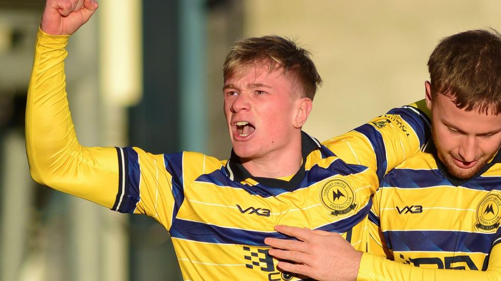 Torquay United go top of National League South after 2-0 win over ...