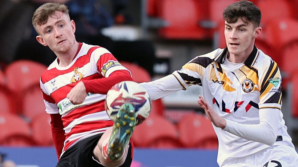 Doncaster Rovers 3-0 Newport County: Rob Street at the double - BBC Sport