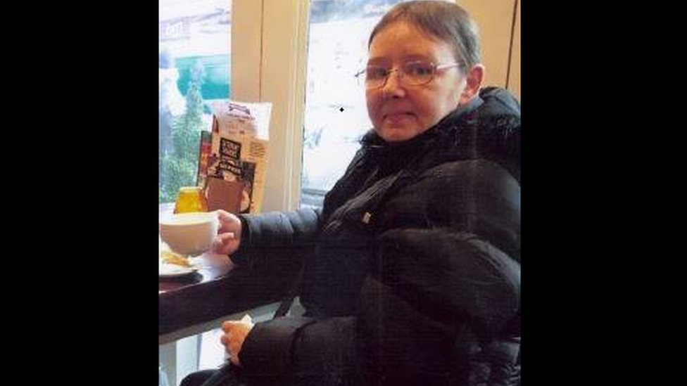 Body of missing woman Janet McQueen found in Glasgow river - BBC News