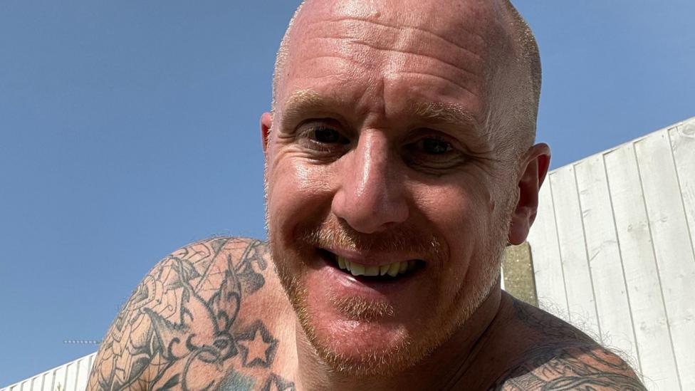 Southend man Ben Bray hails 'miraculous' recovery from crash - BBC News