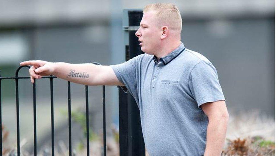 Machynlleth handyman jailed for defrauding pensioner - BBC News