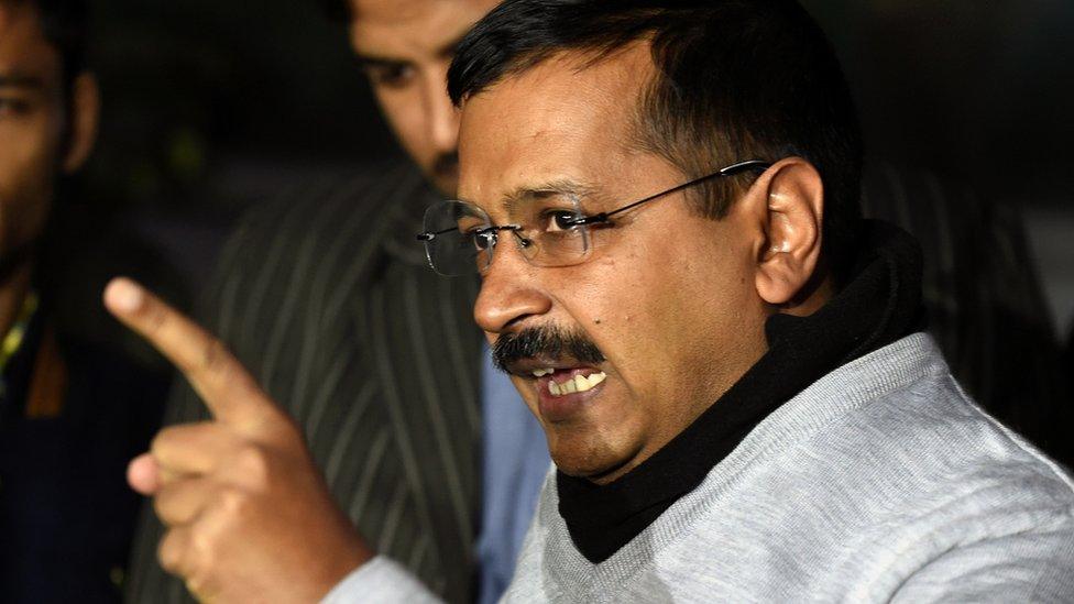 India anti-corruption party denies bribery allegation - BBC News