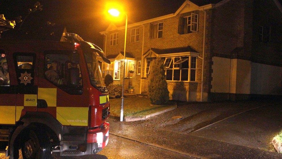 Man dies in Downpatrick house fire - BBC News