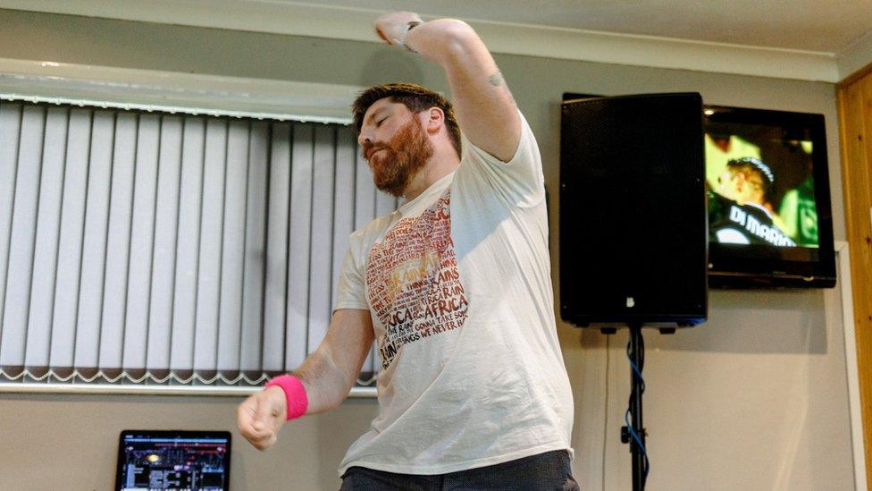 Cornish man dances non-stop to Toto's Africa for 24-hours - BBC News