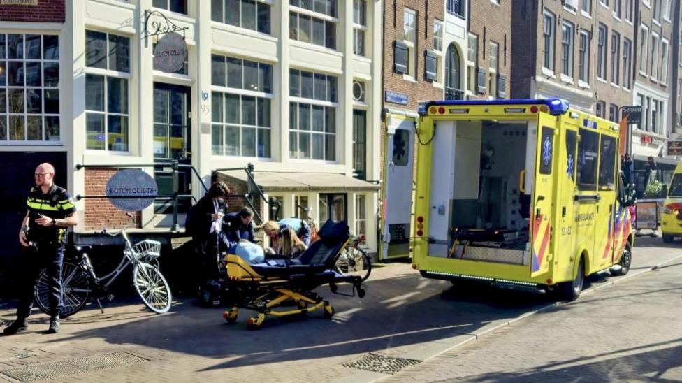 Amsterdam stabbing: Five people injured, police say - BBC News