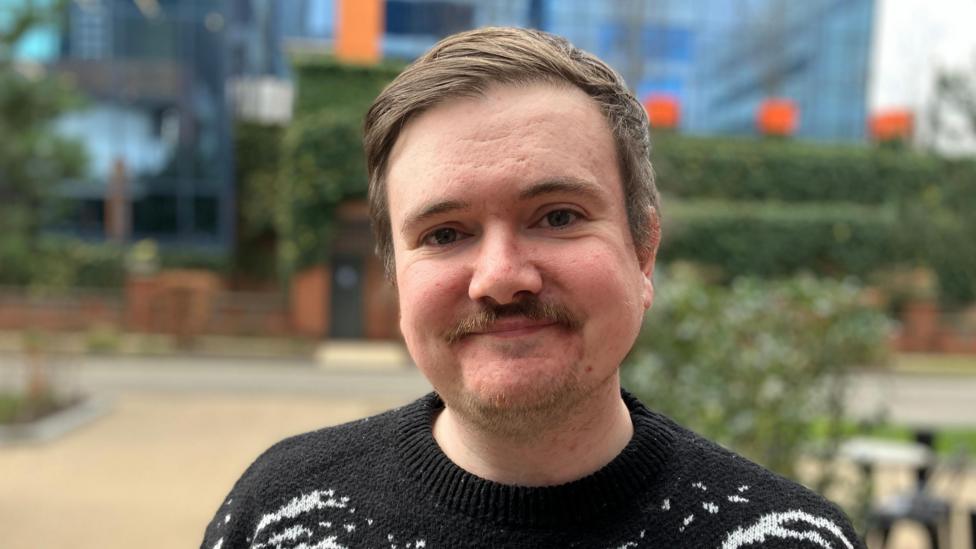 Greater Manchester mayor: Who is the independent candidate? - BBC News