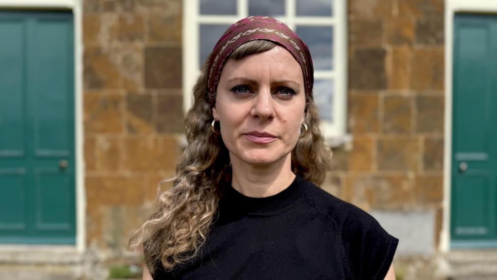 Jesus Army: Investigating one of the UK's most abusive cults - BBC News
