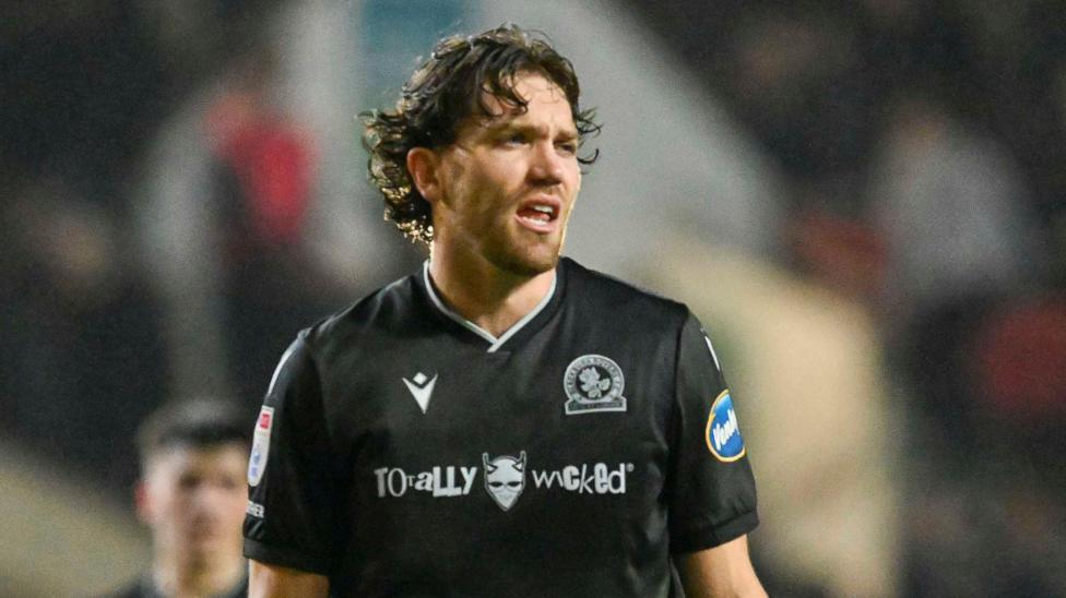 Sam Gallagher: Stoke City sign Blackburn Rovers striker - BBC Sport