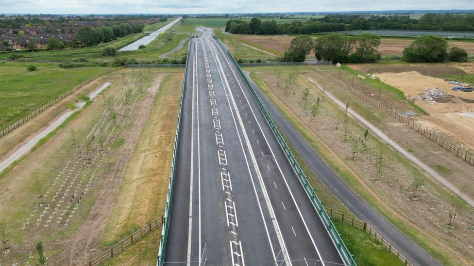 Spalding's £50m 'bridge to nowhere' not a waste of cash - claim - BBC News