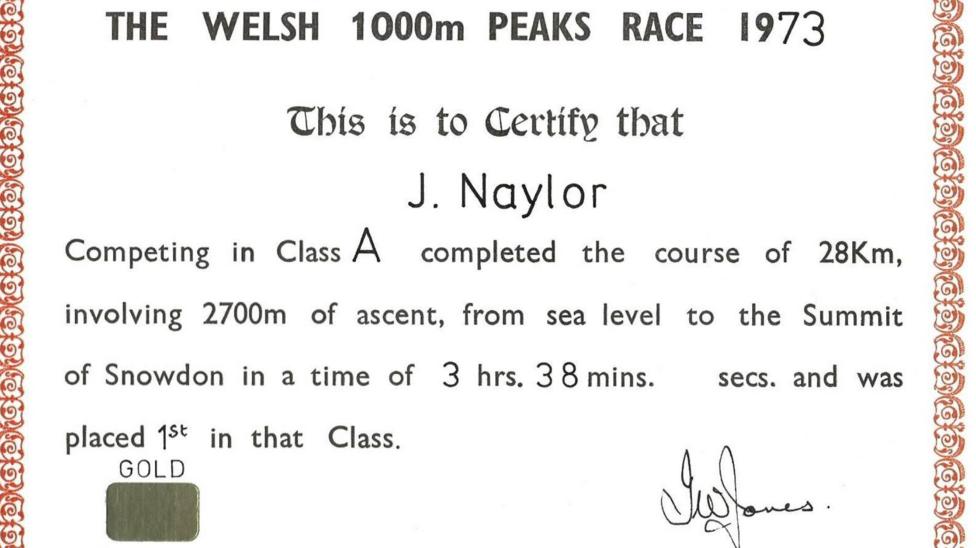 King of the Fells runner Joss Naylor dies aged 88 - BBC News