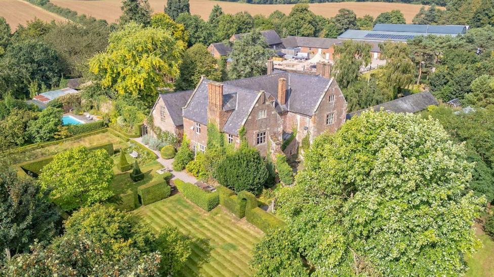 Pioneering organic Pimhill Farm put up for sale at £10m - BBC News