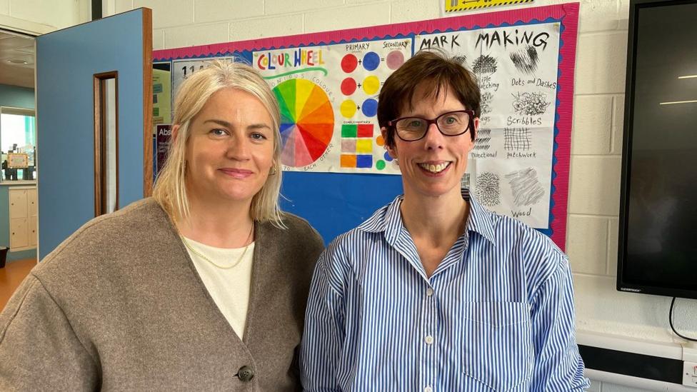 Schools shown anti-knife film in wake of Max and Mason's deaths - BBC News