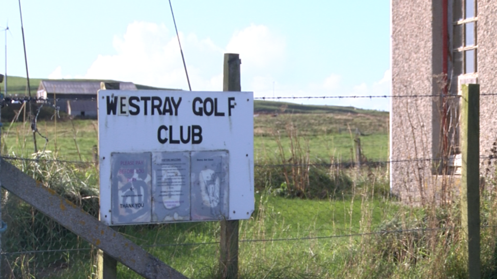 Orkney island of Westray claims to have UK's longest golf hole - BBC News